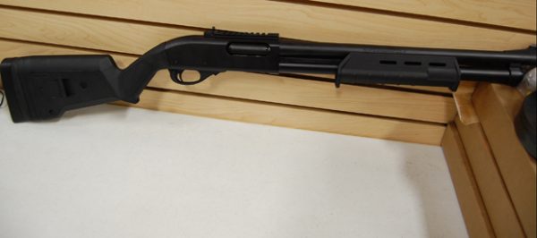 Remington 870 Tactical Magpul
